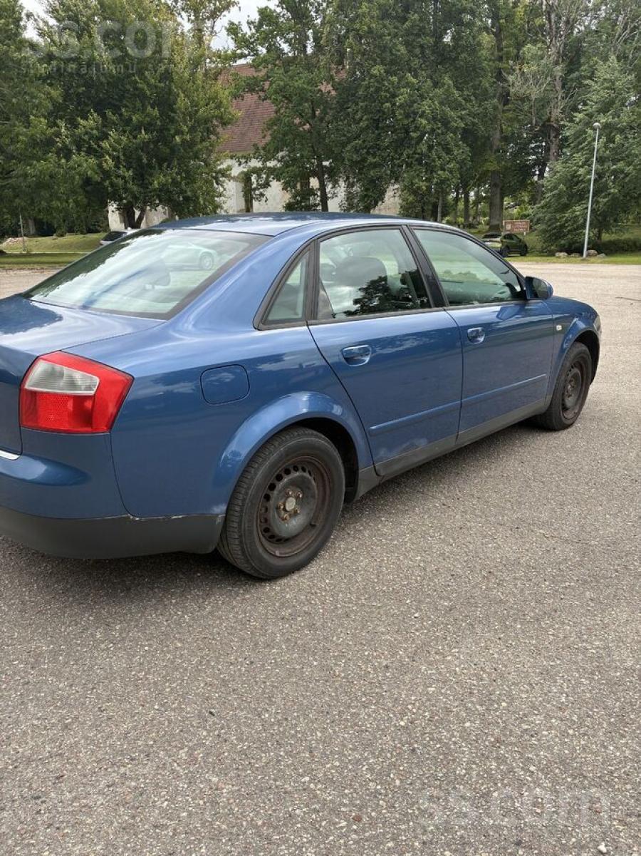 Blue Audi A4 2002 in Ventspils, with an engine capacity of 2.00 L and mileage of 307 thousand km for 1300 €, photo 4 on AUTOMOTO.COM.LV