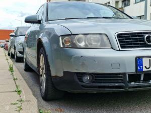 Blue Audi A4 2002 in Vilnius, with an engine capacity of 1.90 L and mileage of 251 thousand km for 950 €, photo 10 on AUTOMOTO.COM.LV