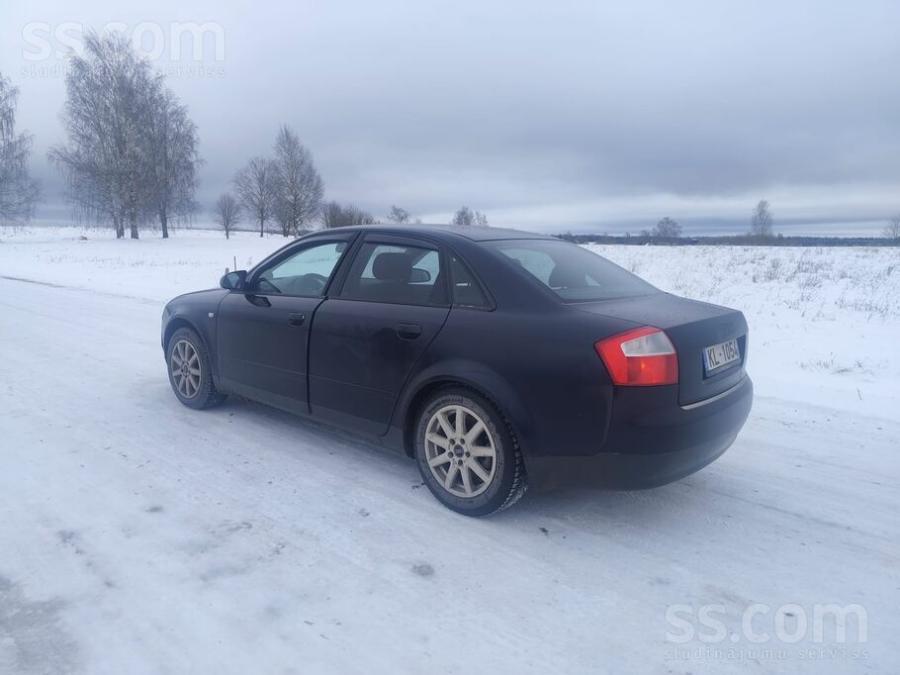 Blue Audi A4 2003 in Balvi, with an engine capacity of 1.90 L and mileage of 335 thousand km for 1600 €, photo 3 on AUTOMOTO.COM.LV