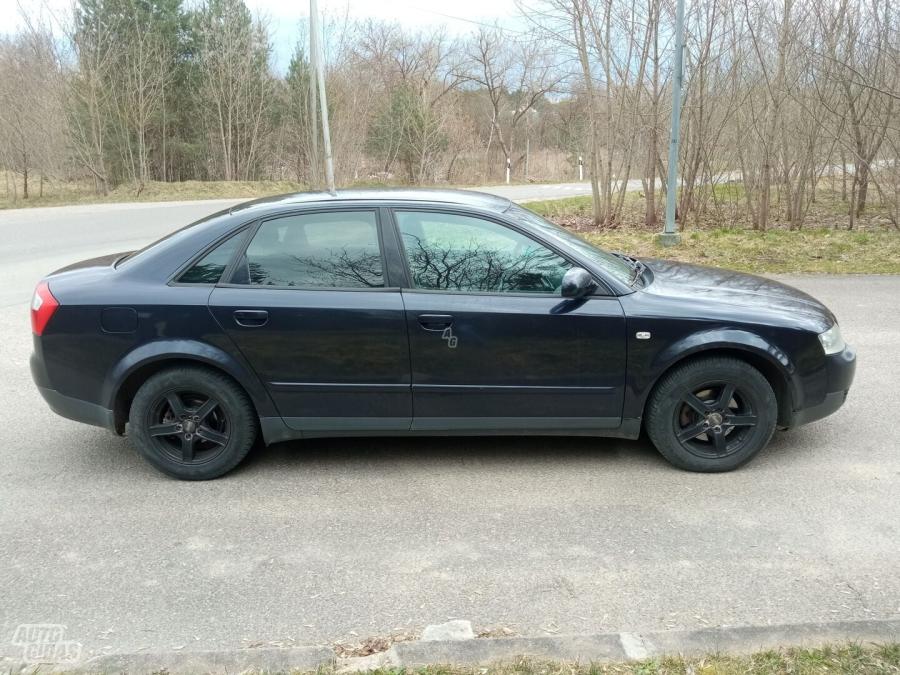Blue Audi A4 2003 in Vilnius, with an engine capacity of 1.90 L and mileage of 441 thousand km for 1190 €, photo 4 on AUTOMOTO.COM.LV