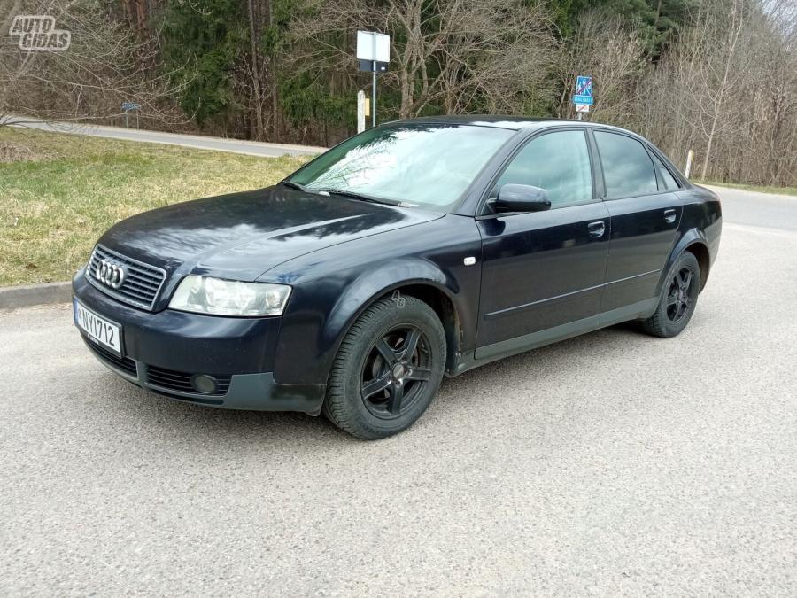 Blue Audi A4 2003 in Vilnius, with an engine capacity of 1.90 L and mileage of 441 thousand km for 1190 €, photo 9 on AUTOMOTO.COM.LV