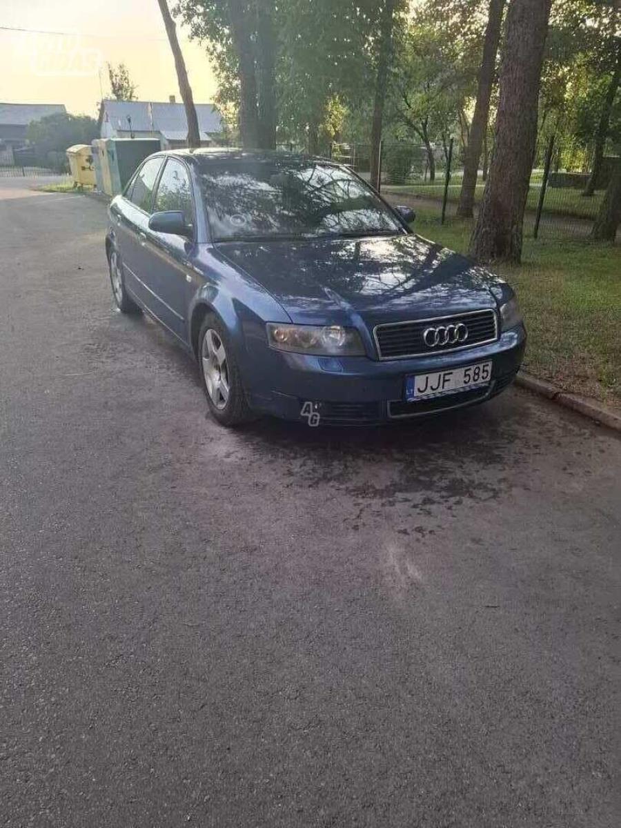 Zils Audi A4 2003 Panevēža, ar dzinēja tilpumu 2.50 L un nobraukumu 285 tūkst. km par 1200 €, foto 1 vietnē AUTOMOTO.COM.LV