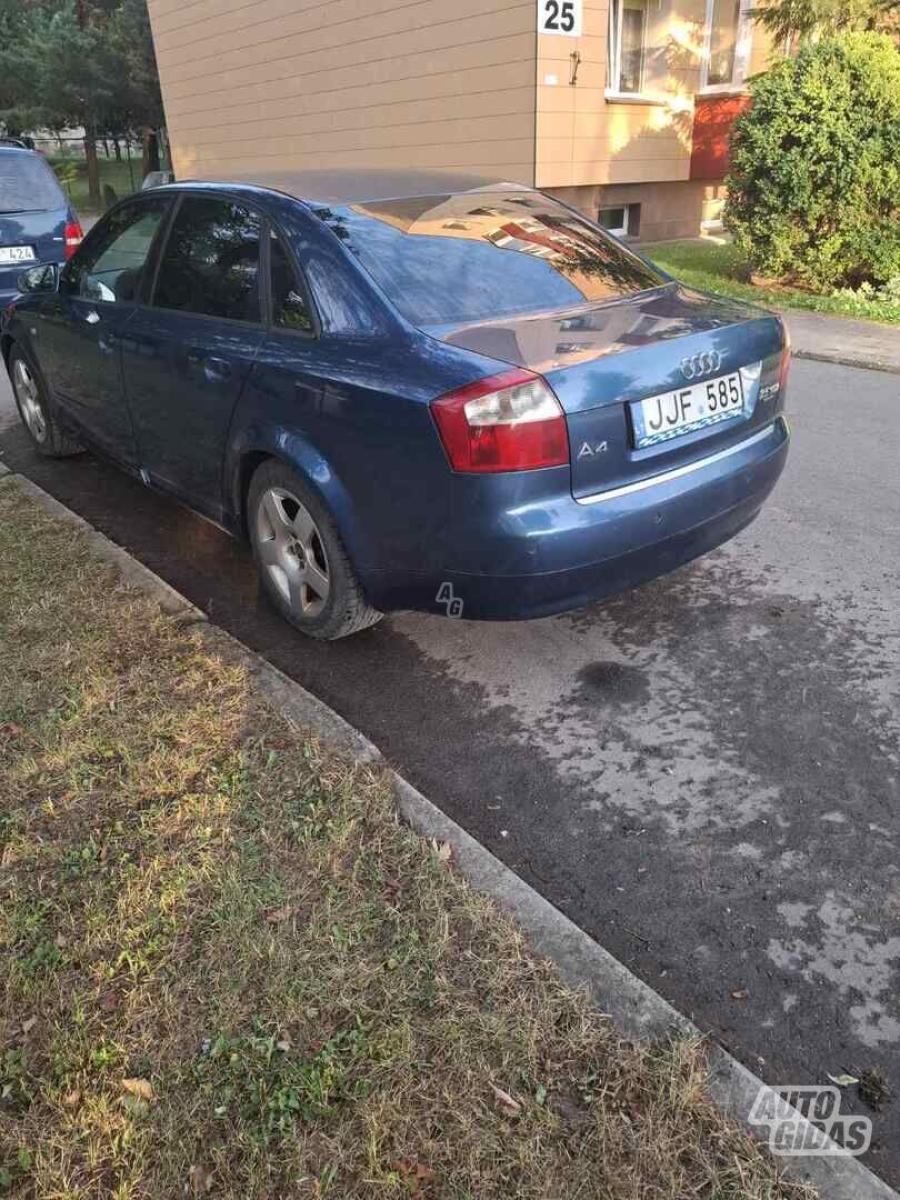 Zils Audi A4 2003 Panevēža, ar dzinēja tilpumu 2.50 L un nobraukumu 285 tūkst. km par 1200 €, foto 5 vietnē AUTOMOTO.COM.LV