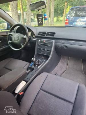 Zils Audi A4 2003 Panevēža, ar dzinēja tilpumu 2.50 L un nobraukumu 285 tūkst. km par 1200 €, foto 7 vietnē AUTOMOTO.COM.LV