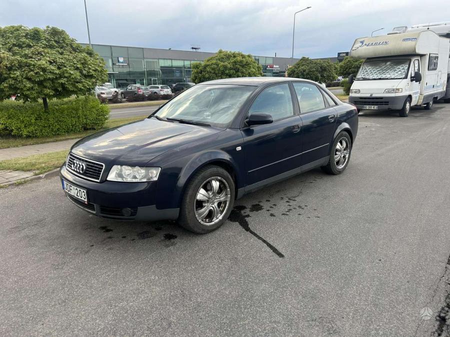 Blue Audi A4 2003 in Vilnius, with an engine capacity of 2.39 L and mileage of 262 thousand km for 850 €, photo 1 on AUTOMOTO.COM.LV