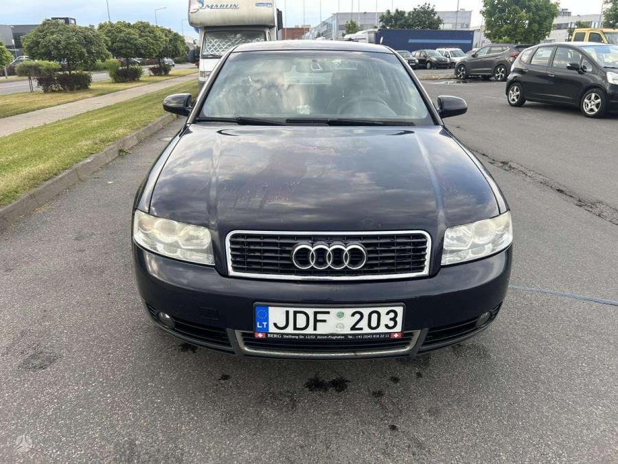 Blue Audi A4 2003 in Vilnius, with an engine capacity of 2.39 L and mileage of 262 thousand km for 850 €, photo 3 on AUTOMOTO.COM.LV