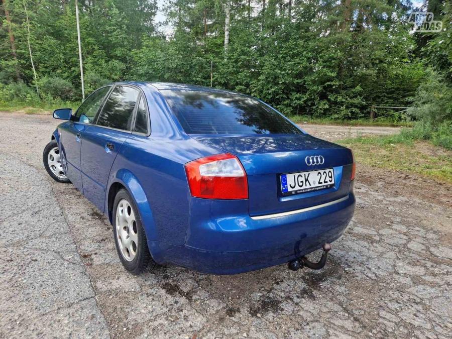 Blue Audi A4 2003 in Ignalina, with an engine capacity of 2.50 L and mileage of 285 thousand km for 850 €, photo 4 on AUTOMOTO.COM.LV