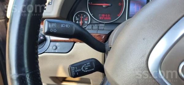 Zils Audi A4 2003 Tukums, ar dzinēja tilpumu 1.90 L un nobraukumu 427 tūkst. km par 1300 €, foto 10 vietnē AUTOMOTO.COM.LV