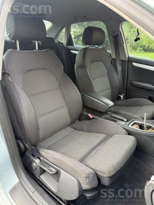 Blue Audi A4 2003 in Riga, with an engine capacity of 1.90 L and mileage of 461 thousand km for 800 €, photo 6 on AUTOMOTO.COM.LV
