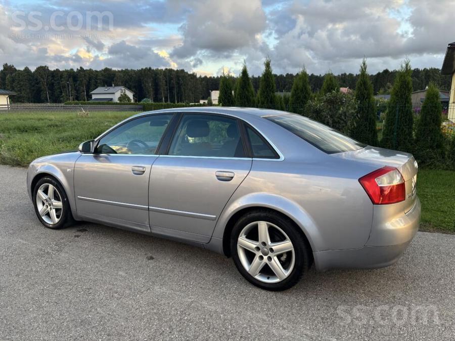 Zils Audi A4 2003 Rīga, ar dzinēja tilpumu 1.90 L un nobraukumu 285 tūkst. km par 3090 €, foto 8 vietnē AUTOMOTO.COM.LV