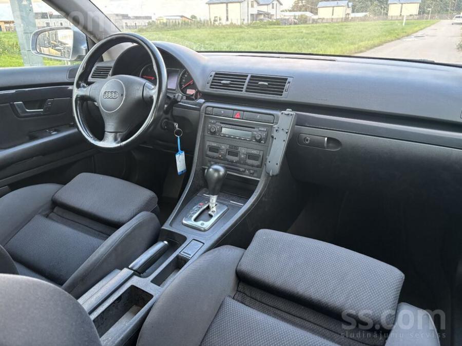 Zils Audi A4 2003 Rīga, ar dzinēja tilpumu 1.90 L un nobraukumu 285 tūkst. km par 3090 €, foto 13 vietnē AUTOMOTO.COM.LV