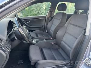 Zils Audi A4 2003 Rīga, ar dzinēja tilpumu 1.90 L un nobraukumu 285 tūkst. km par 3090 €, foto 15 vietnē AUTOMOTO.COM.LV