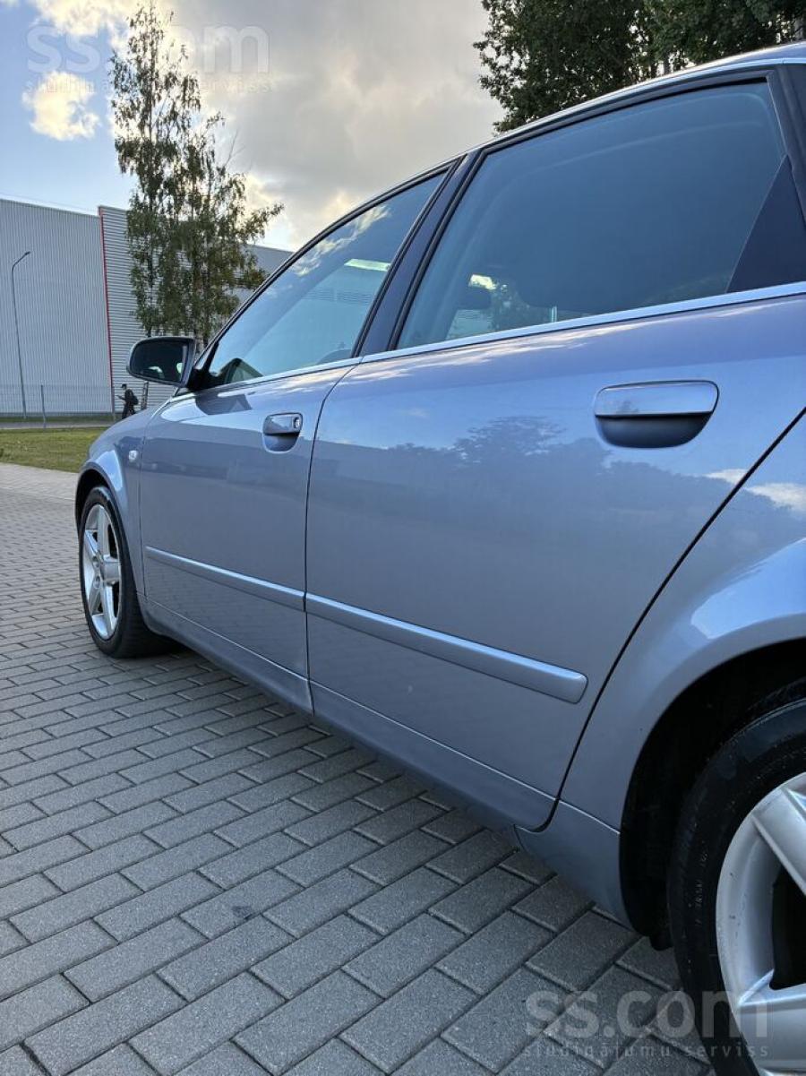 Blue Audi A4 2003 in Riga, with an engine capacity of 1.90 L and mileage of 285 thousand km for 2950 €, photo 11 on AUTOMOTO.COM.LV