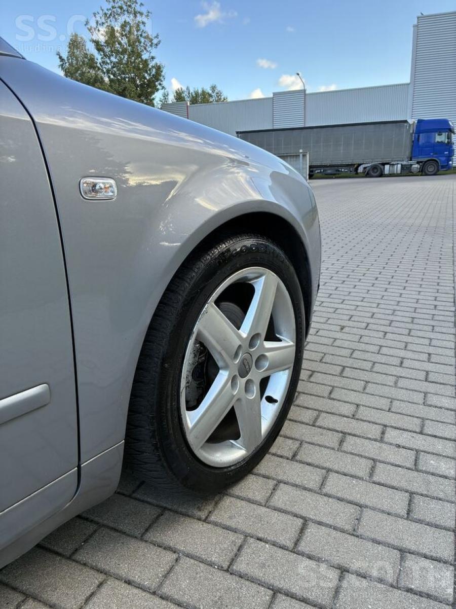 Blue Audi A4 2003 in Riga, with an engine capacity of 1.90 L and mileage of 285 thousand km for 2950 €, photo 14 on AUTOMOTO.COM.LV