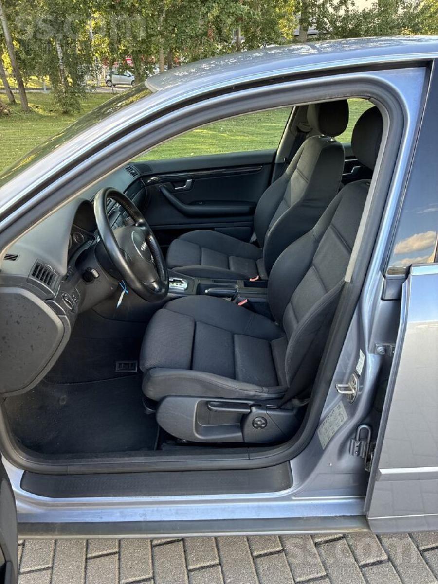 Blue Audi A4 2003 in Riga, with an engine capacity of 1.90 L and mileage of 285 thousand km for 2950 €, photo 17 on AUTOMOTO.COM.LV