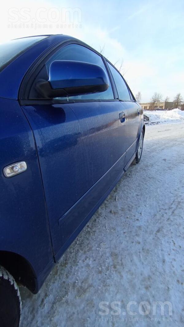 Zils Audi A4 2004 Saldus, ar dzinēja tilpumu 1.90 L un nobraukumu 391 tūkst. km par 2000 €, foto 10 vietnē AUTOMOTO.COM.LV