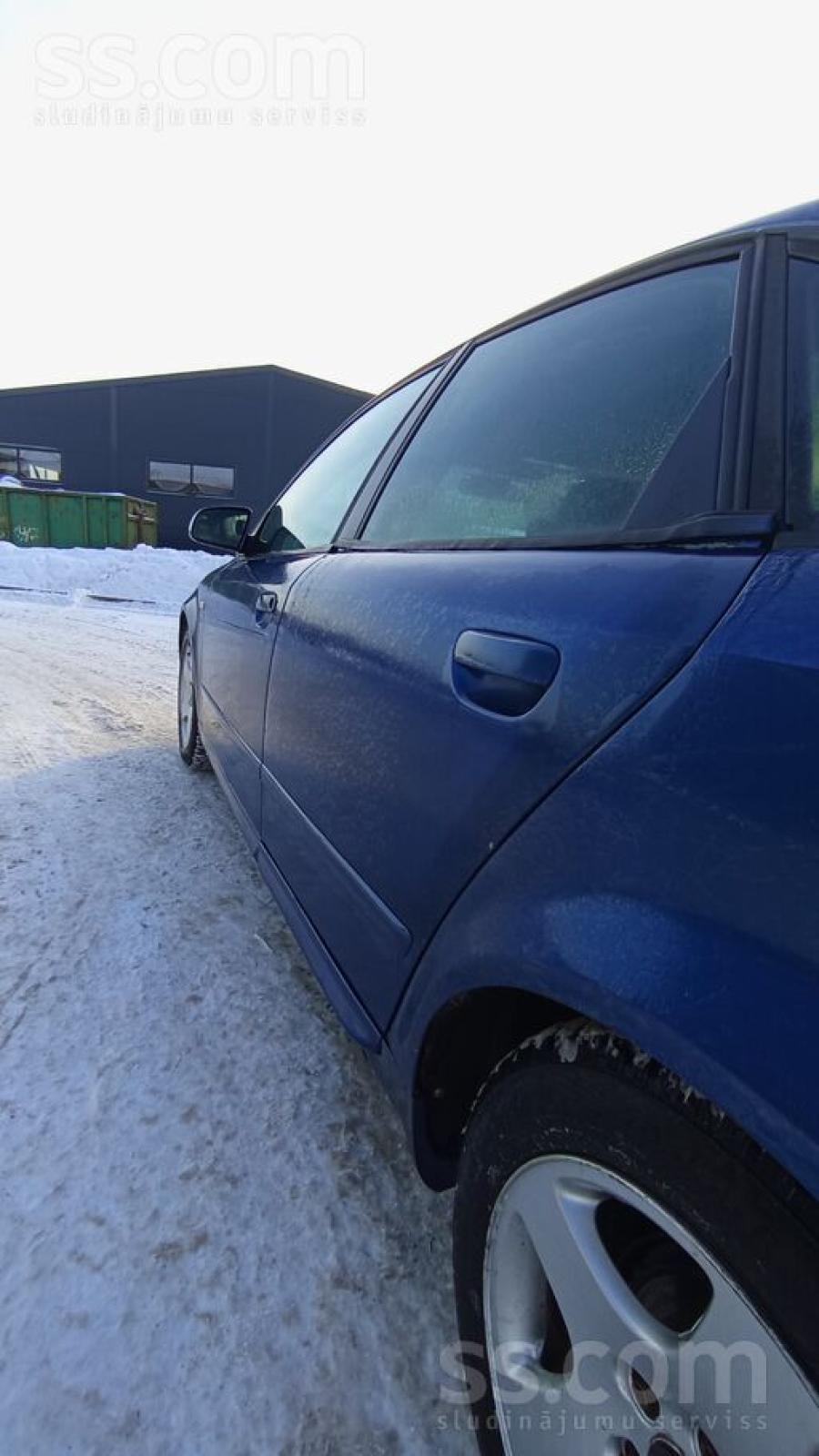 Blue Audi A4 2004 in Saldus, with an engine capacity of 1.90 L and mileage of 391 thousand km for 2000 €, photo 11 on AUTOMOTO.COM.LV