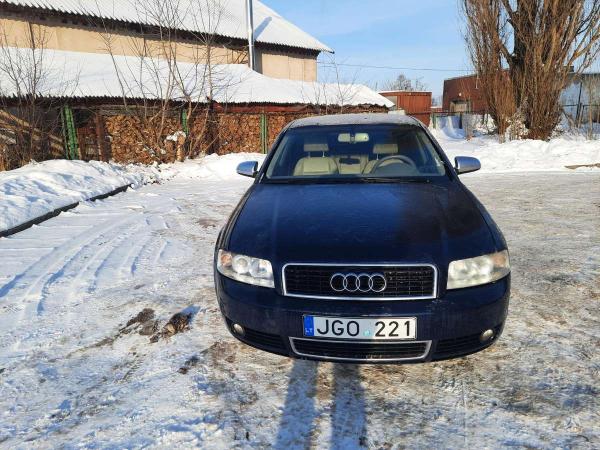 Blue Audi A4 2004 in Panevezys, with an engine capacity of 1.90 L and mileage of 322 thousand km for 1600 €, photo 5 on AUTOMOTO.COM.LV