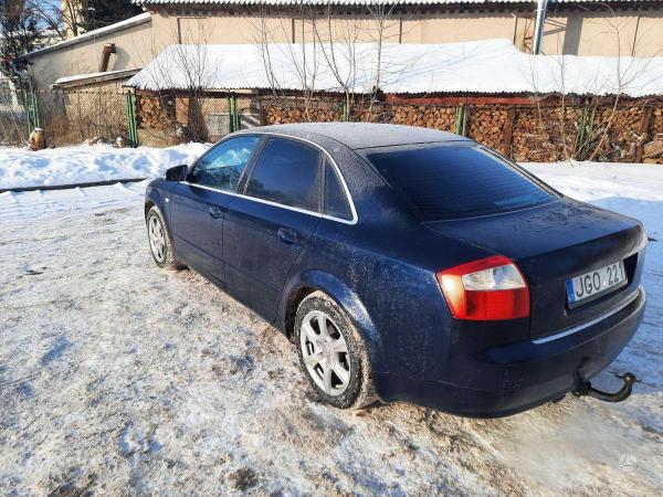 Blue Audi A4 2004 in Panevezys, with an engine capacity of 1.90 L and mileage of 322 thousand km for 1600 €, photo 6 on AUTOMOTO.COM.LV