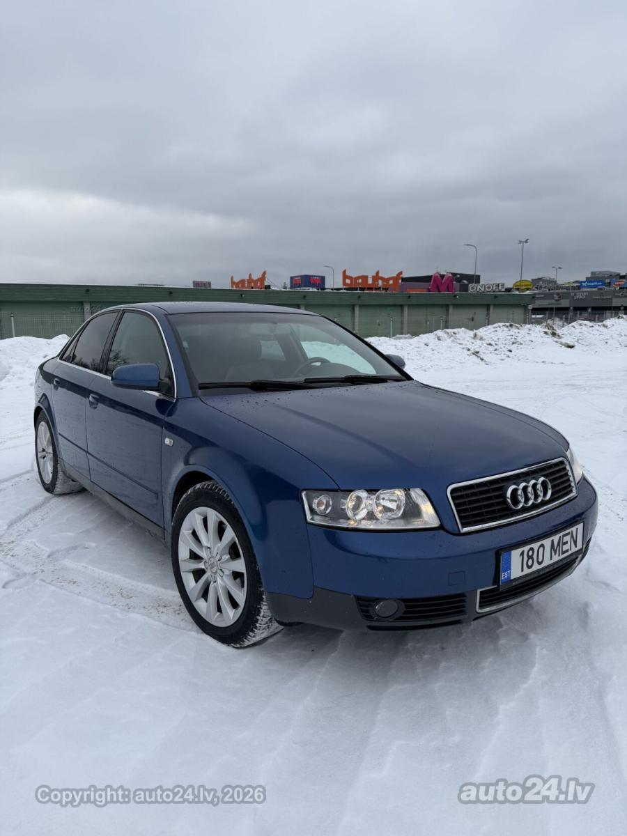 Zils Audi A4 2004 Tallina, ar dzinēja tilpumu 2.00 L un nobraukumu 178 tūkst. km par 2500 €, foto 1 vietnē AUTOMOTO.COM.LV