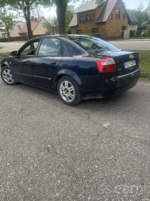 Zils Audi A4 2004 Gulbene, ar dzinēja tilpumu 1.90 L un nobraukumu 362 tūkst. km par 1950 €, foto 4 vietnē AUTOMOTO.COM.LV