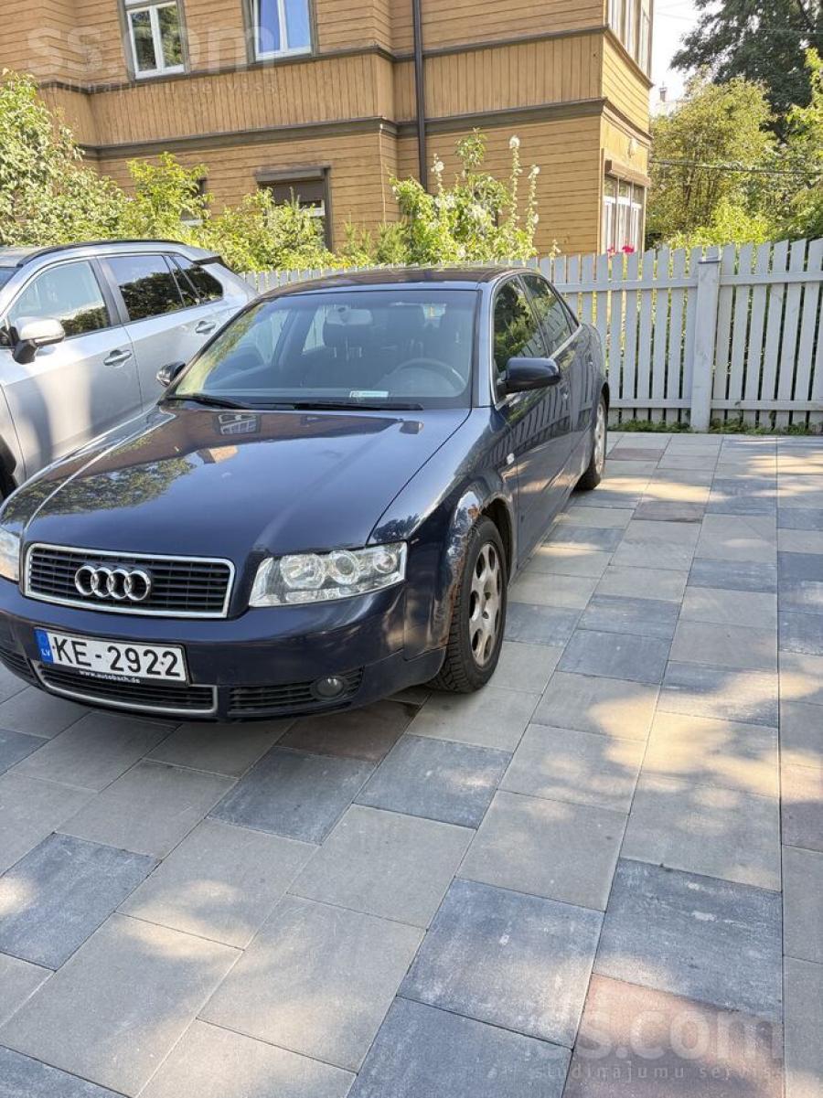 Blue Audi A4 2004 in Riga, with an engine capacity of 2.00 L and mileage of 274 thousand km for 500 €, photo 3 on AUTOMOTO.COM.LV