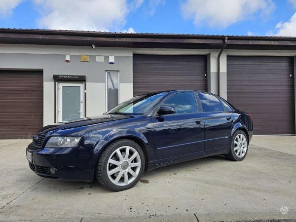 Blue Audi A4 2004 in Vilnius, with an engine capacity of 2.50 L and mileage of 350 thousand km for 3200 €, photo 5 on AUTOMOTO.COM.LV