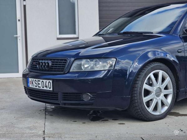 Blue Audi A4 2004 in Vilnius, with an engine capacity of 2.50 L and mileage of 350 thousand km for 3200 €, photo 7 on AUTOMOTO.COM.LV