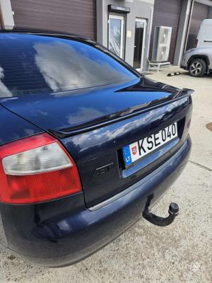 Blue Audi A4 2004 in Vilnius, with an engine capacity of 2.50 L and mileage of 350 thousand km for 3200 €, photo 8 on AUTOMOTO.COM.LV