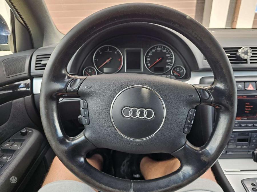 Blue Audi A4 2004 in Vilnius, with an engine capacity of 2.50 L and mileage of 350 thousand km for 3200 €, photo 20 on AUTOMOTO.COM.LV