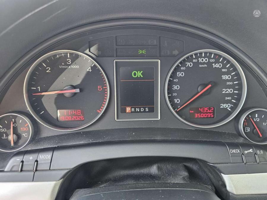 Blue Audi A4 2004 in Vilnius, with an engine capacity of 2.50 L and mileage of 350 thousand km for 3200 €, photo 26 on AUTOMOTO.COM.LV