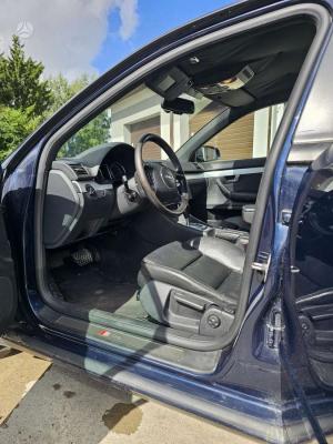 Blue Audi A4 2004 in Vilnius, with an engine capacity of 2.50 L and mileage of 350 thousand km for 3200 €, photo 29 on AUTOMOTO.COM.LV