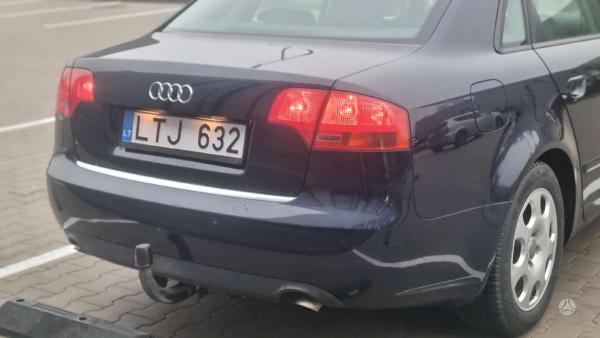 Zils Audi A4 2005 Viļņa, ar dzinēja tilpumu 2.97 L un nobraukumu 297 tūkst. km par 3300 €, foto 10 vietnē AUTOMOTO.COM.LV