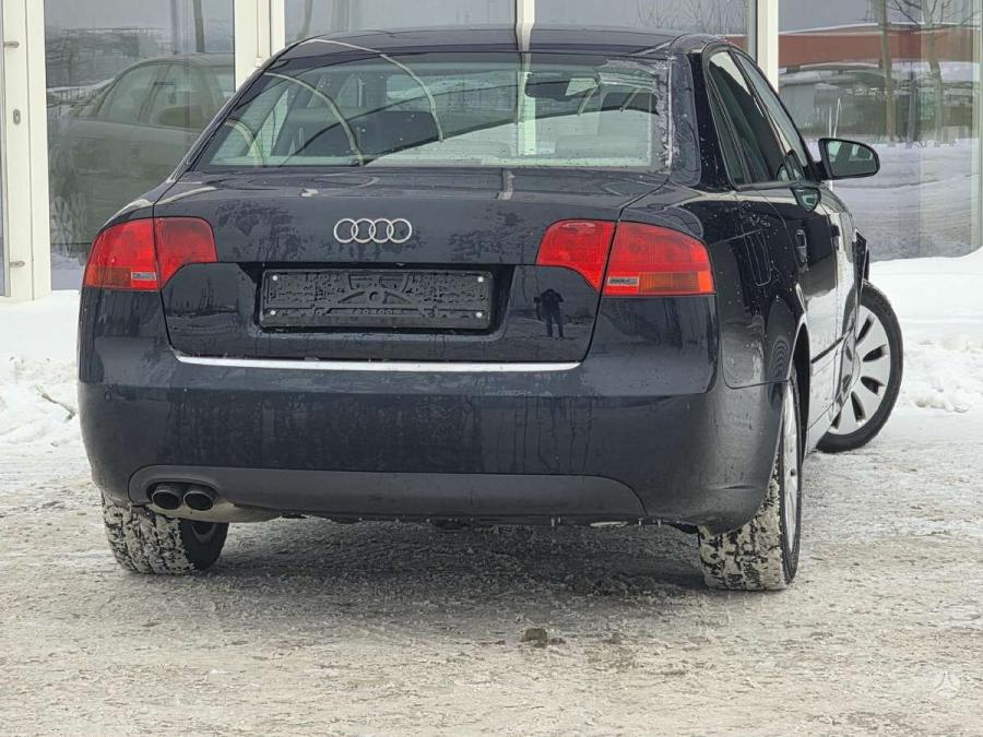 Zils Audi A4 2005 Viļņa, ar dzinēja tilpumu 1.97 L un nobraukumu 392 tūkst. km par 2700 €, foto 8 vietnē AUTOMOTO.COM.LV