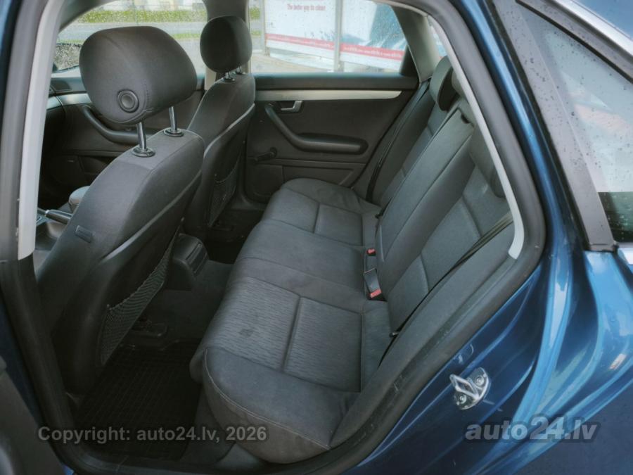 Zils Audi A4 2005 Tartu, ar dzinēja tilpumu 1.90 L un nobraukumu 0 tūkst. km par 1499 €, foto 9 vietnē AUTOMOTO.COM.LV
