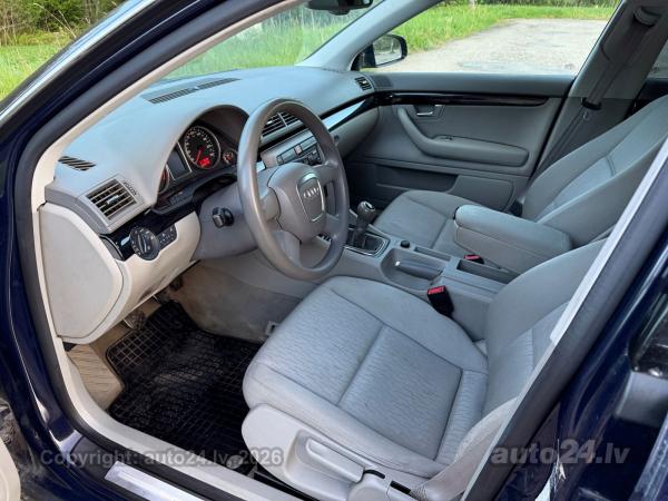 Zils Audi A4 2005 Tallina, ar dzinēja tilpumu 1.60 L un nobraukumu 245 tūkst. km par 2290 €, foto 9 vietnē AUTOMOTO.COM.LV