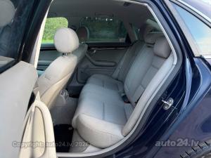 Zils Audi A4 2005 Tallina, ar dzinēja tilpumu 1.60 L un nobraukumu 245 tūkst. km par 2290 €, foto 15 vietnē AUTOMOTO.COM.LV