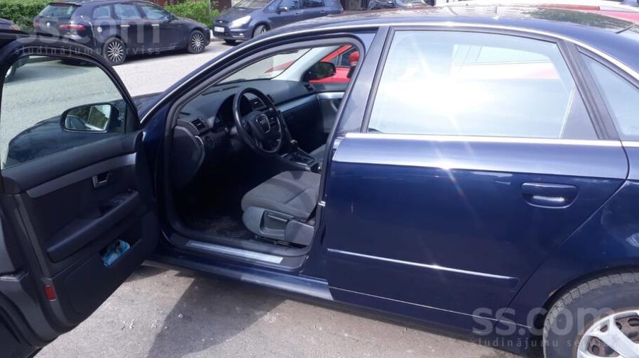 Blue Audi A4 2005 in Riga, with an engine capacity of 2.00 L and mileage of 253 thousand km for 2500 €, photo 3 on AUTOMOTO.COM.LV