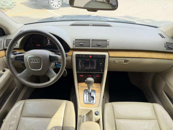 Blue Audi A4 2005 in Kaunas, with an engine capacity of 2.50 L and mileage of 324 thousand km for 2800 €, photo 7 on AUTOMOTO.COM.LV