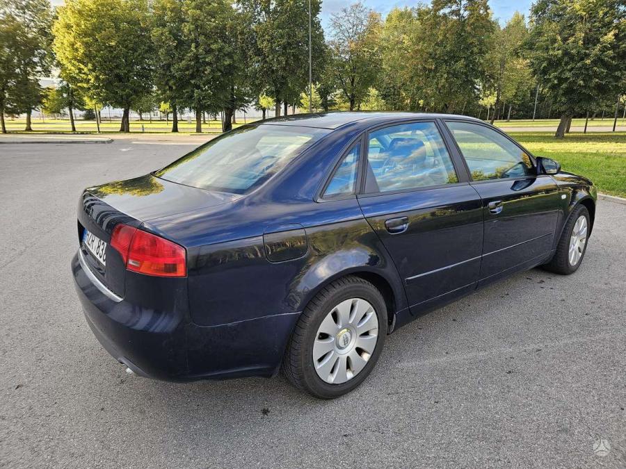 Zils Audi A4 2005 Kauņa, ar dzinēja tilpumu 2.50 L un nobraukumu 365 tūkst. km par 2400 €, foto 6 vietnē AUTOMOTO.COM.LV