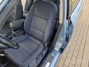Blue Audi A4 2005 in Limbazi, with an engine capacity of 1.80 L and mileage of 293 thousand km for 3180 €, photo 12 on AUTOMOTO.COM.LV