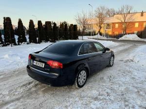 Zils Audi A4 2006 Klaipėda, ar dzinēja tilpumu 2.70 L un nobraukumu 297 tūkst. km par 2100 €, foto 5 vietnē AUTOMOTO.COM.LV