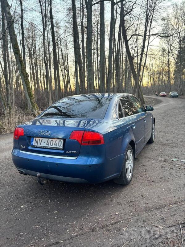 Zils Audi A4 2006 Rīga, ar dzinēja tilpumu 2.00 L un nobraukumu 350 tūkst. km par 2900 €, foto 4 vietnē AUTOMOTO.COM.LV