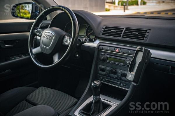 Zils Audi A4 2006 Rīga, ar dzinēja tilpumu 2.00 L un nobraukumu 189 tūkst. km par 2990 €, foto 8 vietnē AUTOMOTO.COM.LV