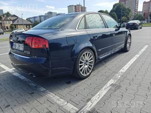 Blue Audi A4 2006 in Riga, with an engine capacity of 3.00 L and mileage of 388 thousand km for 2200 €, photo 4 on AUTOMOTO.COM.LV