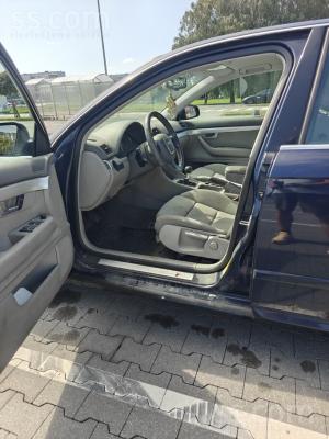 Blue Audi A4 2006 in Riga, with an engine capacity of 3.00 L and mileage of 388 thousand km for 2200 €, photo 7 on AUTOMOTO.COM.LV