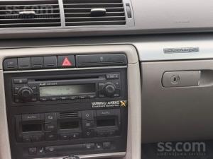 Zils Audi A4 2006 Rīga, ar dzinēja tilpumu 3.00 L un nobraukumu 390 tūkst. km par 3200 €, foto 12 vietnē AUTOMOTO.COM.LV