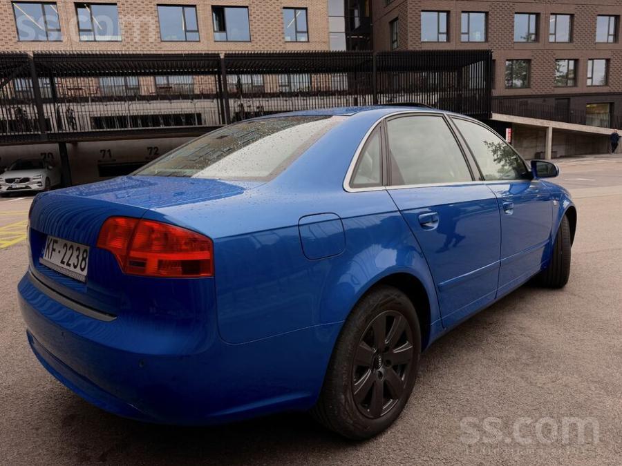 Zils Audi A4 2006 Rīga, ar dzinēja tilpumu 2.00 L un nobraukumu 375 tūkst. km par 3100 €, foto 4 vietnē AUTOMOTO.COM.LV