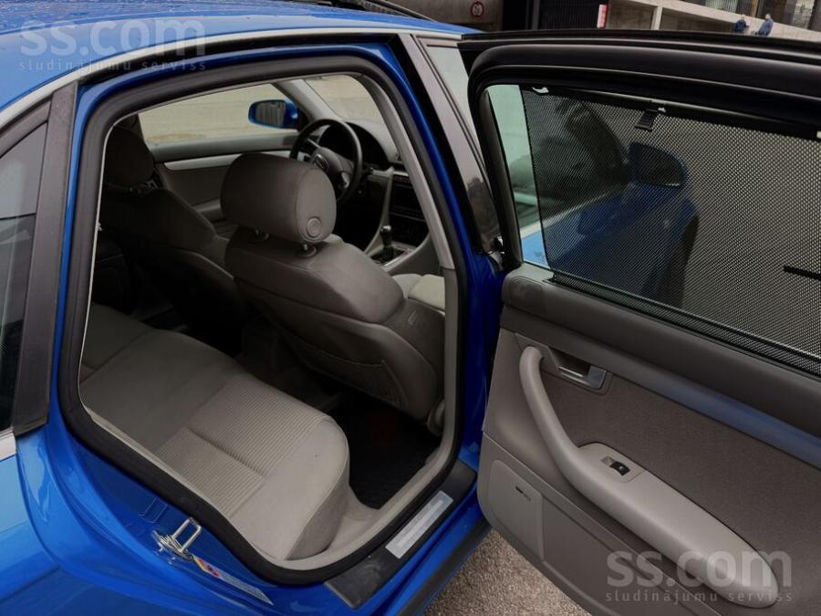 Zils Audi A4 2006 Rīga, ar dzinēja tilpumu 2.00 L un nobraukumu 375 tūkst. km par 3100 €, foto 7 vietnē AUTOMOTO.COM.LV