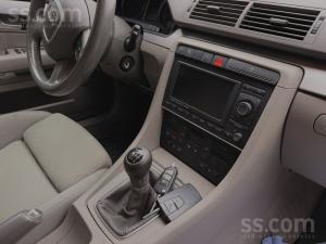 Zils Audi A4 2006 Rīga, ar dzinēja tilpumu 2.00 L un nobraukumu 375 tūkst. km par 3100 €, foto 8 vietnē AUTOMOTO.COM.LV